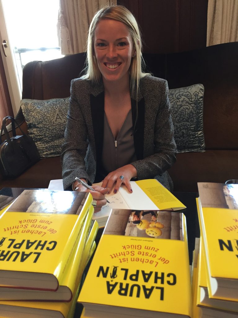 Laura Chaplin und mein Einblick in die Welt der Humor-Aktivistin ...