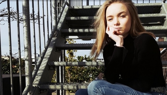 cover rtl dienstplicht – Livia Josephine Magazin